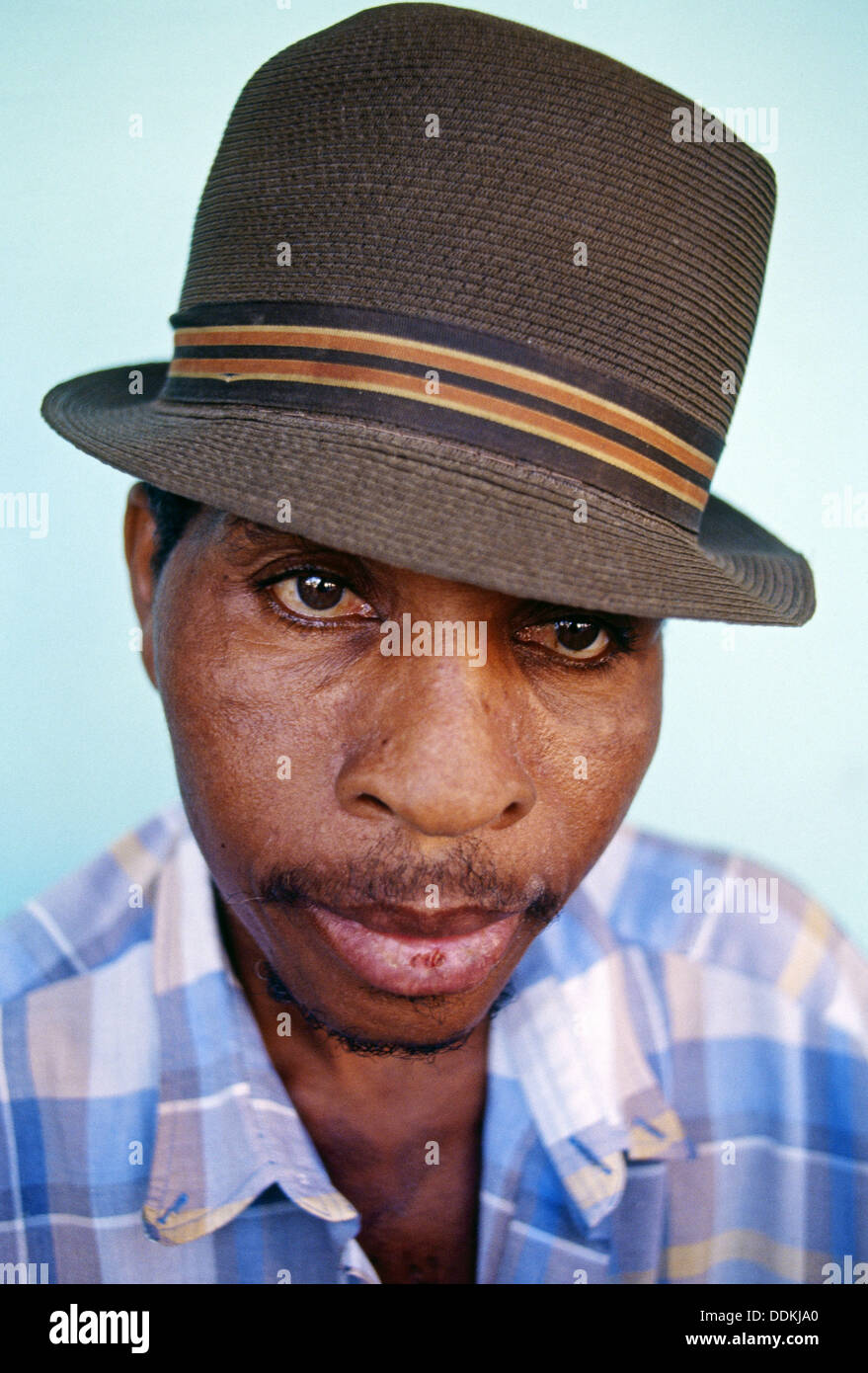 Caribbean st lucia soufriere man hi-res stock photography and images ...