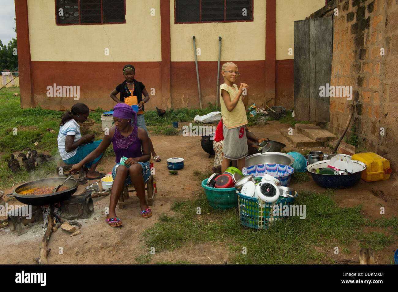 Picture Of A Traditional Kitchen In Nigeria