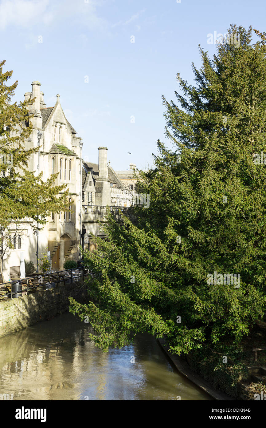 Magdalen bridge and college in Oxford Stock Photo - Alamy