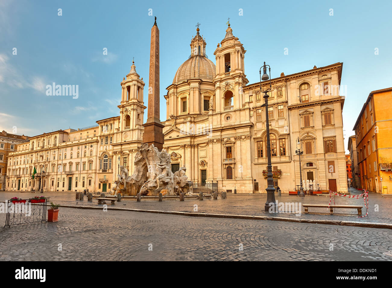 Piazza Navona in Rome Stock Photo - Alamy Piazza Navona in Rome Stock Photo - Alamy