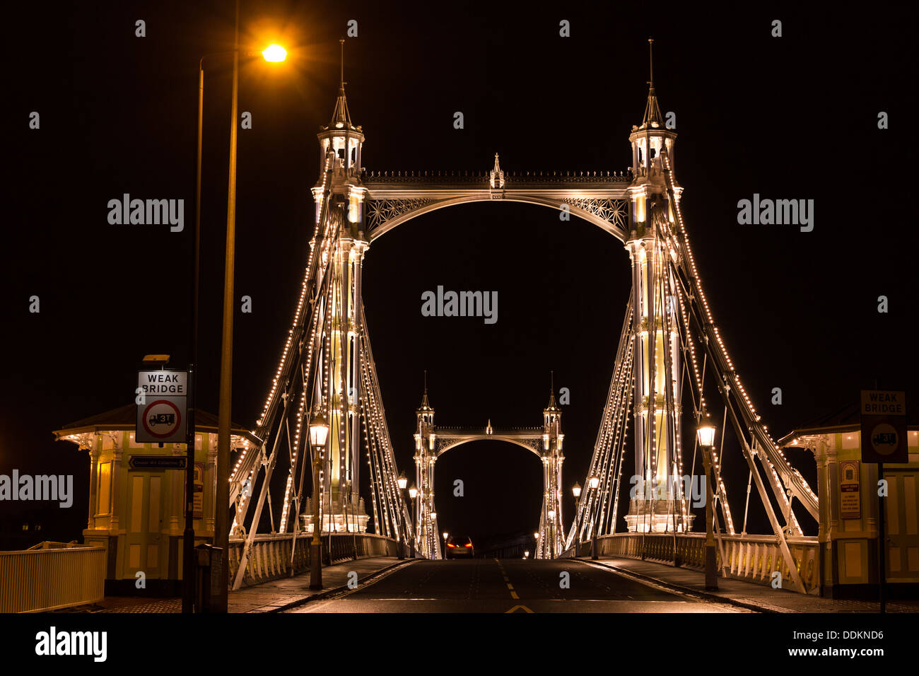 Alberts bridge hi-res stock photography and images - Alamy