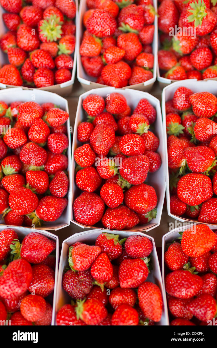 Saint remy de provence fruits hi-res stock photography and images - Alamy