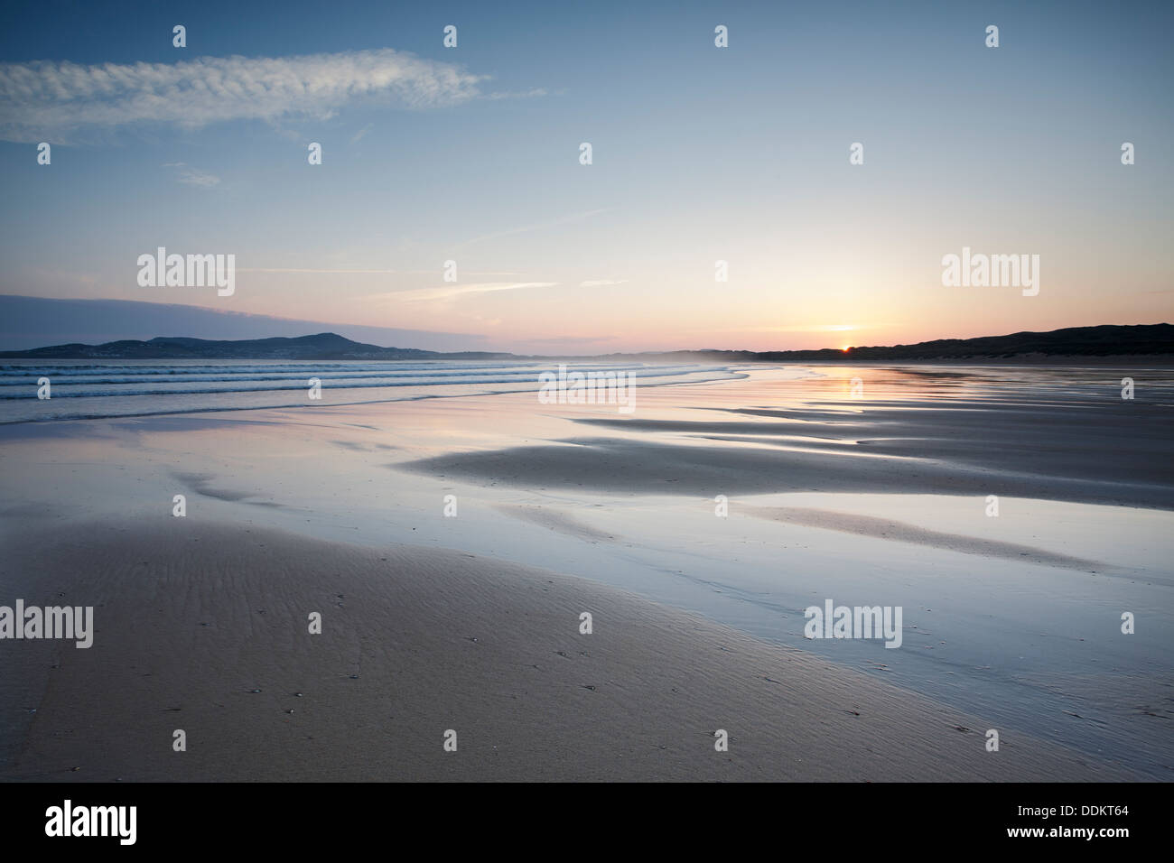 Moring scene hi-res stock photography and images - Alamy