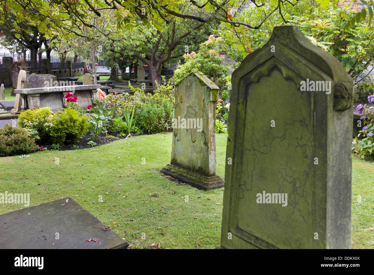 Derry cemetery hi-res stock photography and images - Alamy