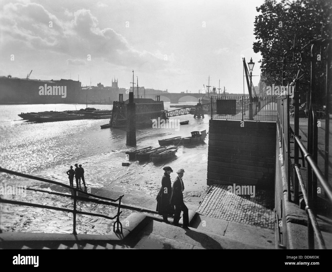 George davison reid hi-res stock photography and images - Alamy