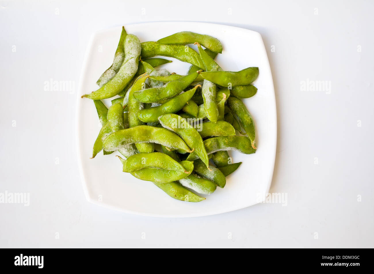 Fresh organic green soybeans hi-res stock photography and images - Alamy