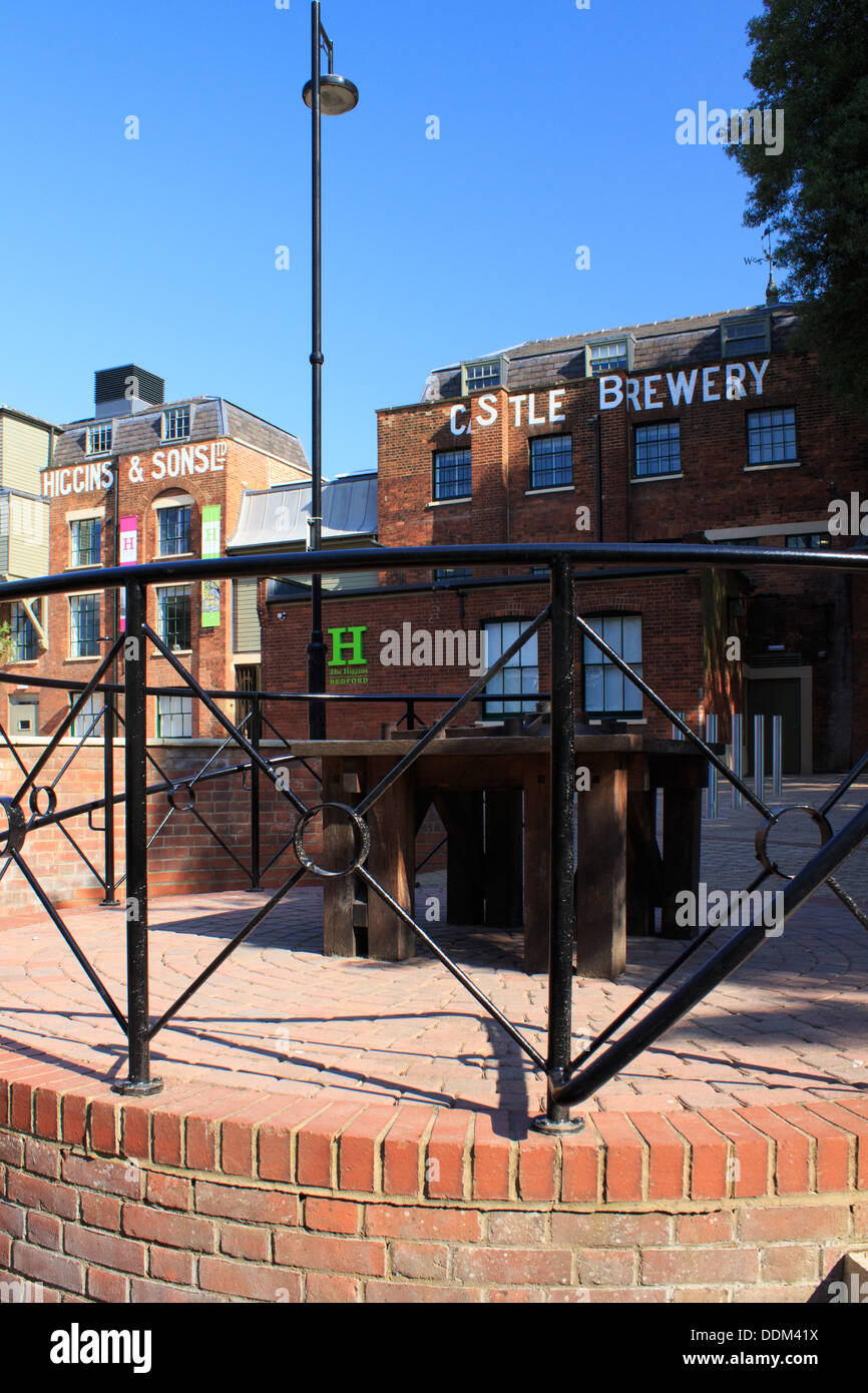 Higgins museum Bedford Stock Photo - Alamy