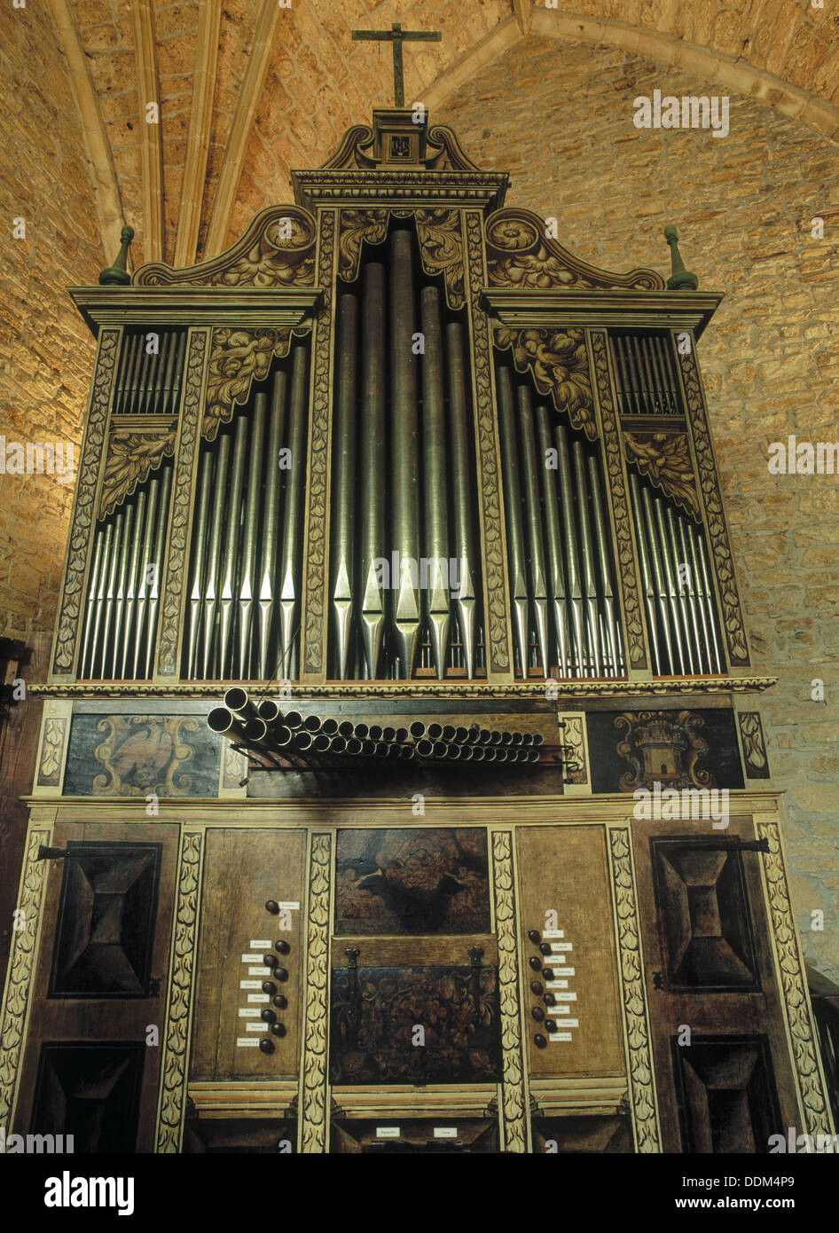 Big organ hi-res stock photography and images - Alamy
