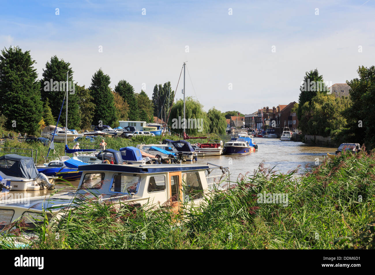 Pleasure boats on the River Stour in summer in historic Cinque Port ...