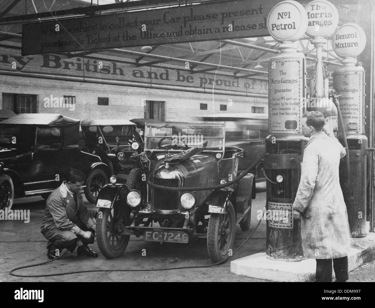 Bullnose morris car hi-res stock photography and images - Alamy
