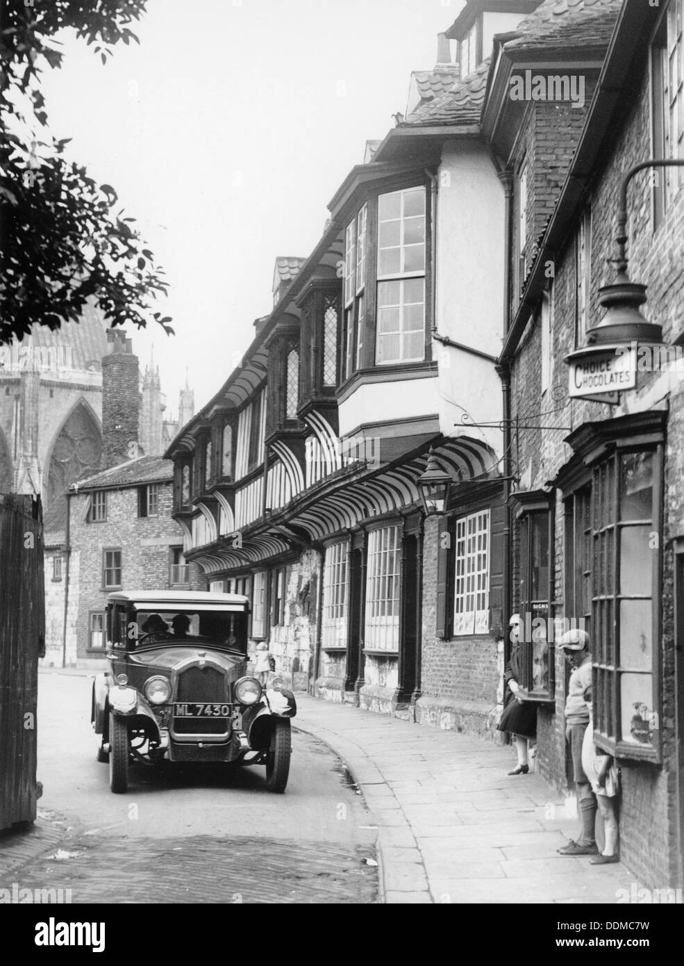 College street york Black and White Stock Photos & Images - Alamy