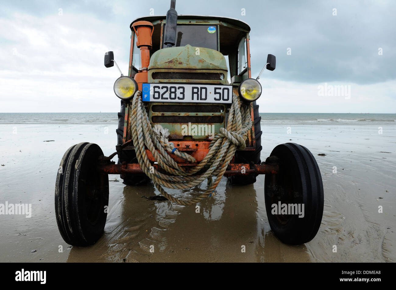 Tractor for launching boats hi-res stock photography and images - Alamy