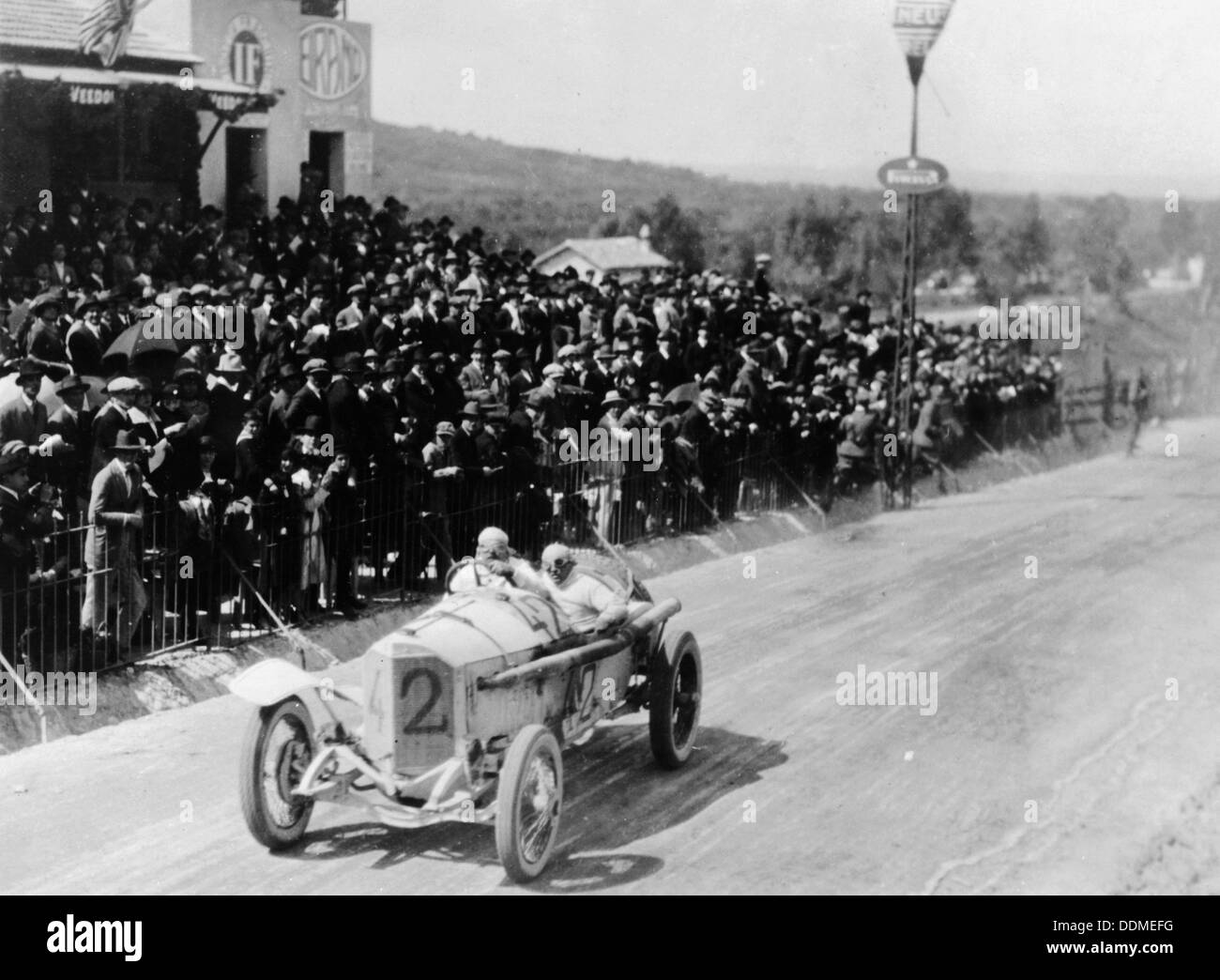 Christian Lautenschlager passing the tribunes, in the Targa Florio race ...