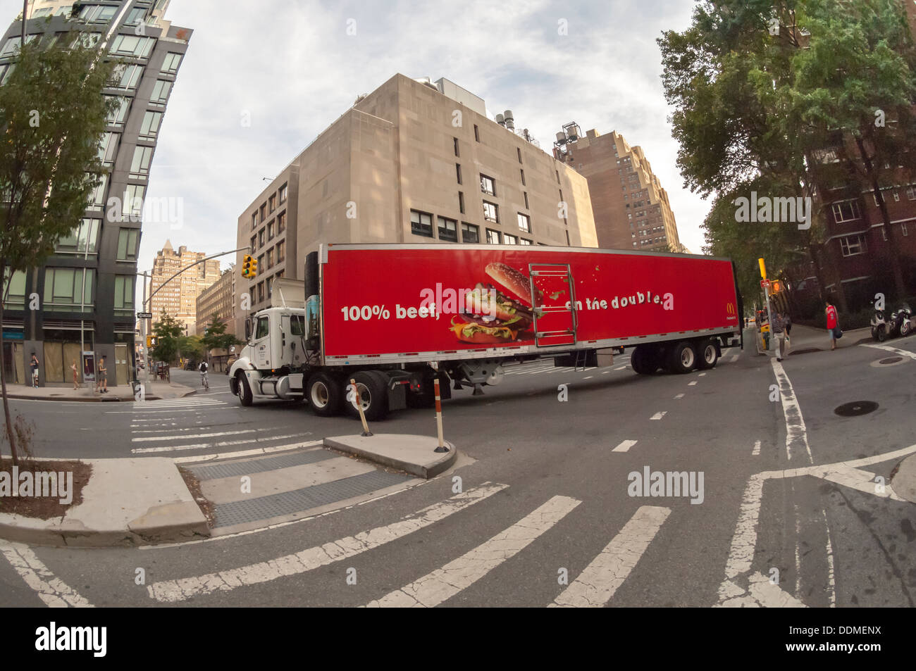 Mcdonald's delivery truck hi-res stock photography and images - Alamy