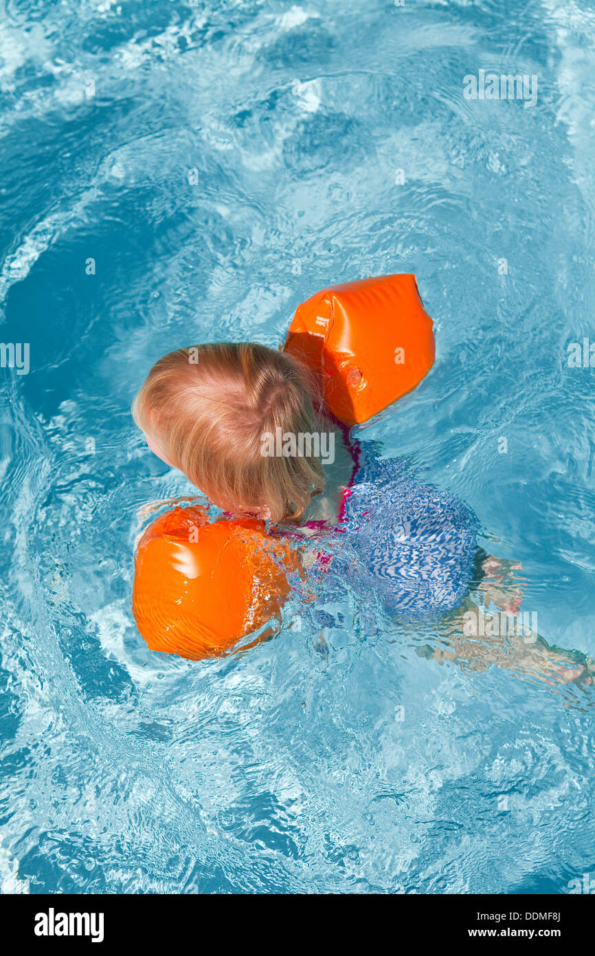 Swim learning hi-res stock photography and images - Alamy