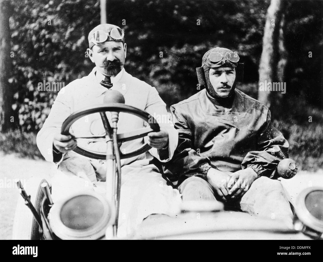 Racing drivers, 1907. Artist: Unknown Stock Photo - Alamy