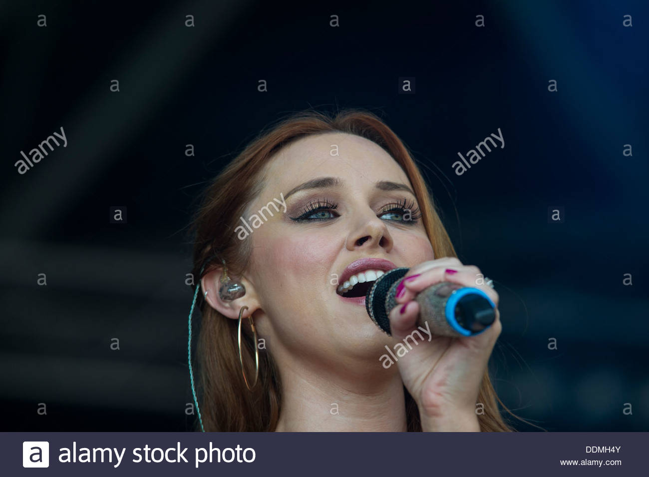 The Saturdays Band Stock Photos & The Saturdays Band Stock Images - Alamy