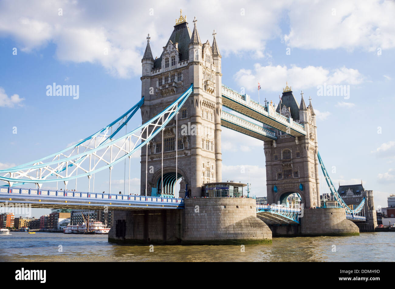 London's Tower bridge on a sunny day Stock Photo - Alamy