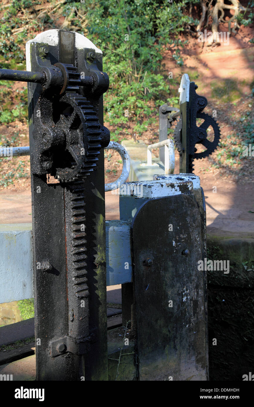 Canal lock operating gear hi-res stock photography and images - Alamy