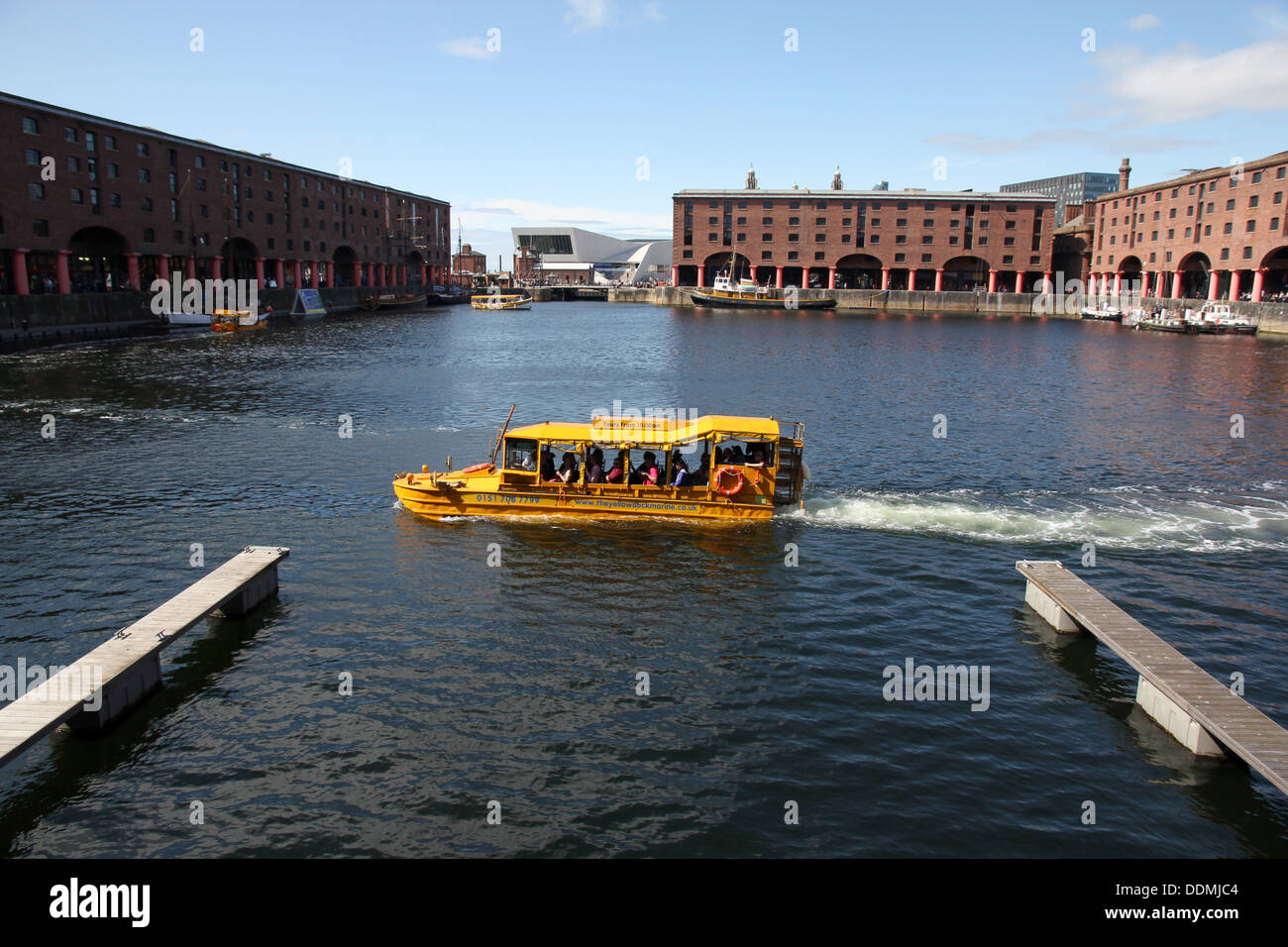 Dukw liverpool hi-res stock photography and images - Alamy