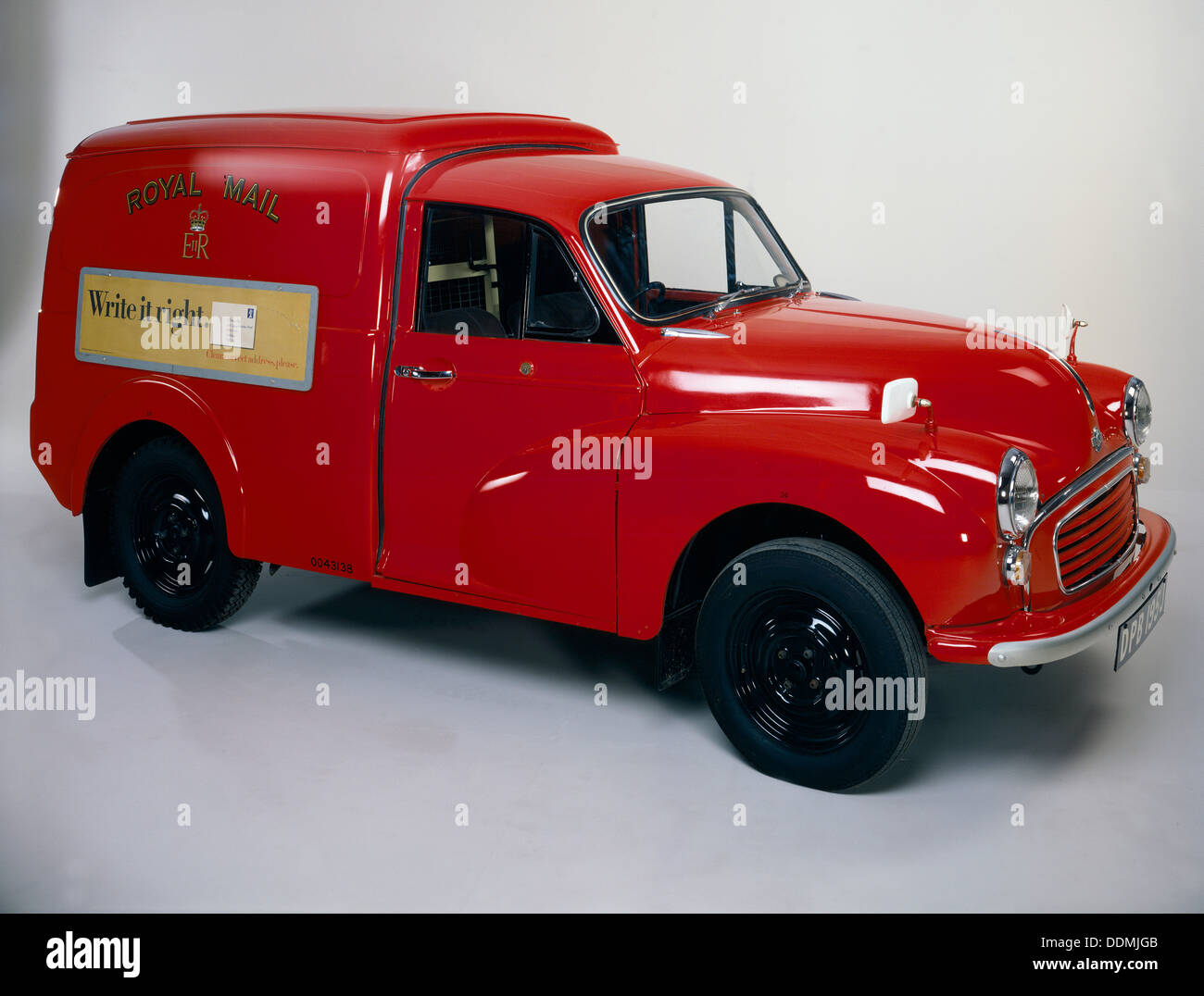 Post Office Van Stock Photos & Post Office Van Stock Images - Alamy
