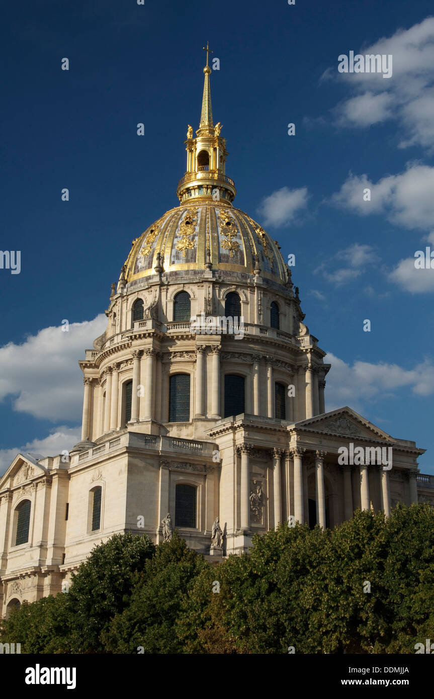 The ornate golden dome above the Hôtel des Invalides, in Paris. Built ...