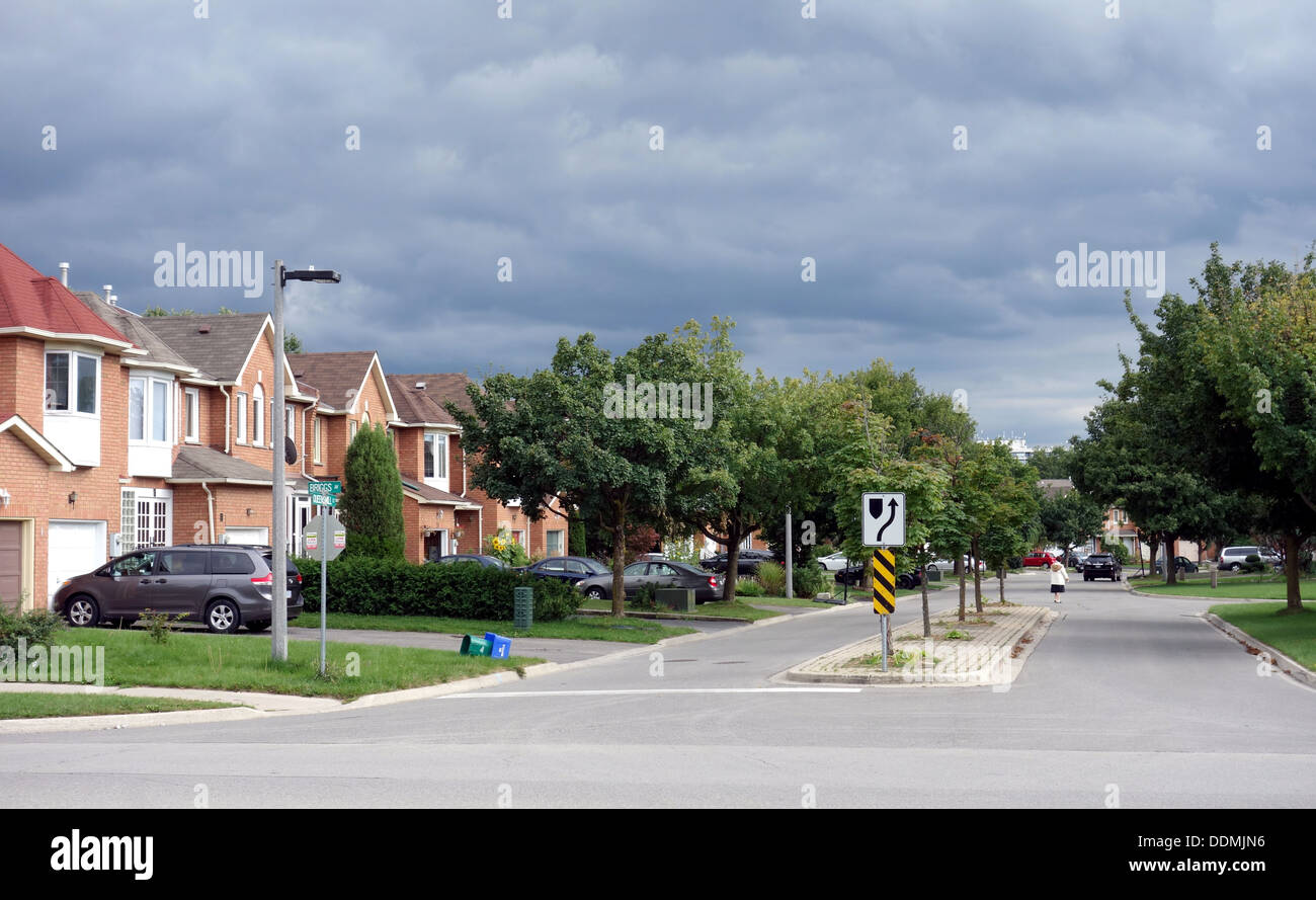 Suburban street in richmond hill hi-res stock photography and images ...