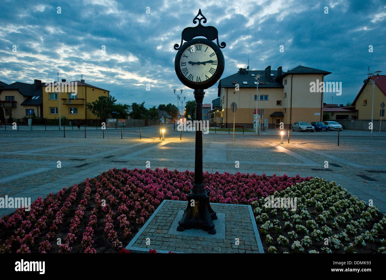 Clock architecture hi-res stock photography and images - Alamy