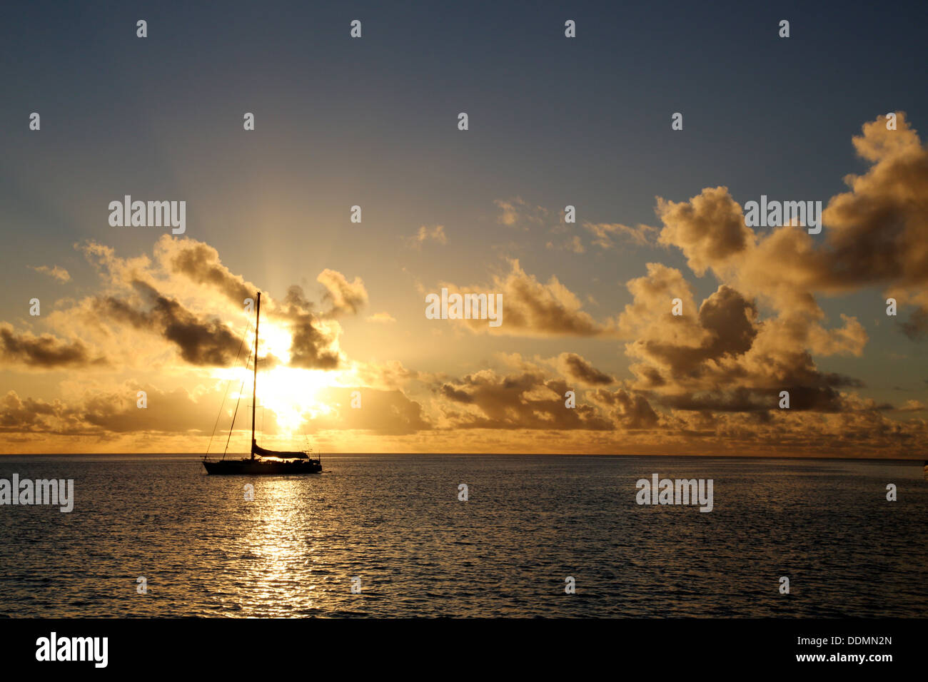 Sunset over the Coral Sea Stock Photo - Alamy