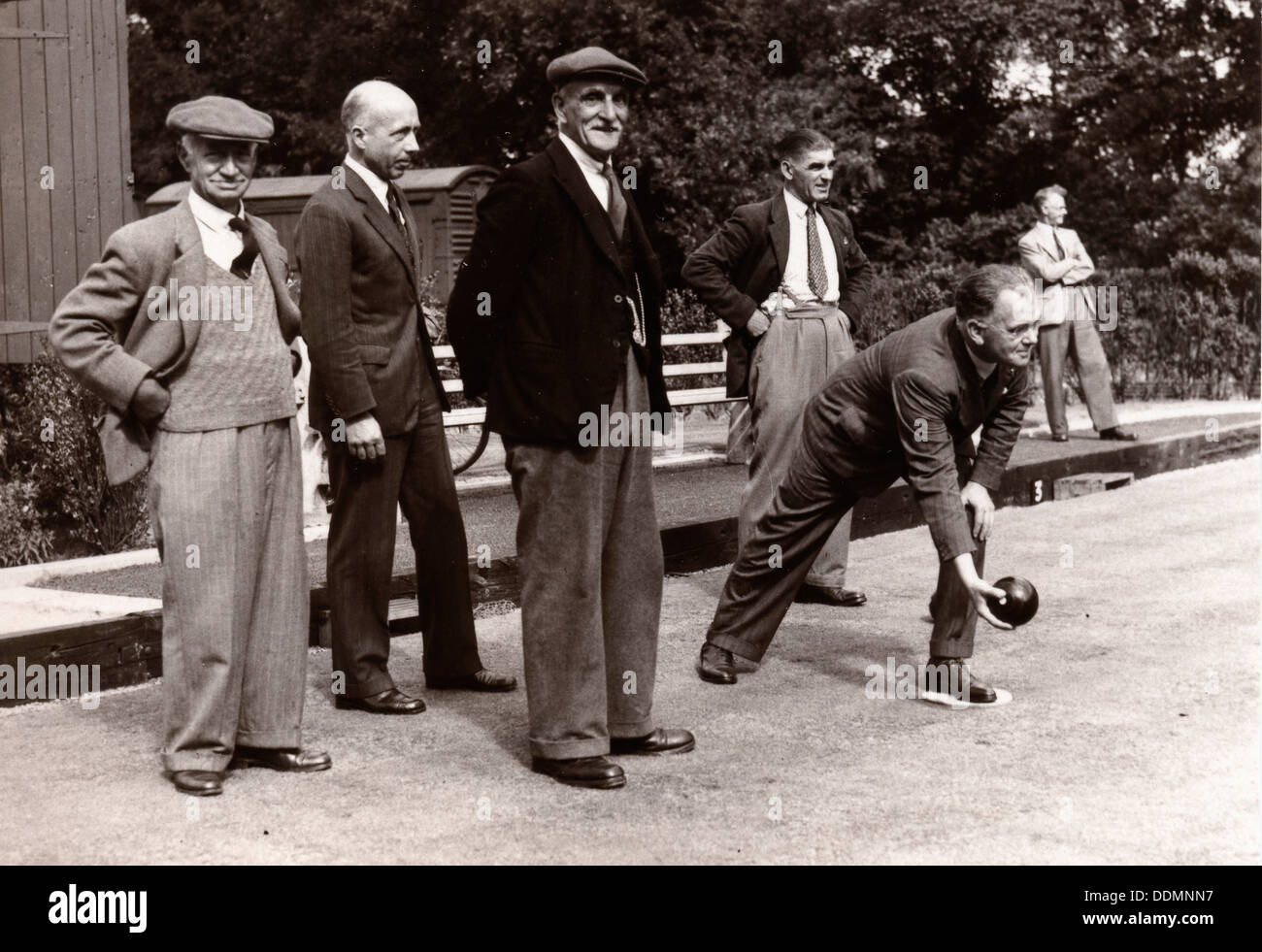 The Rowntree bowling green is opened by William Wallace, York ...