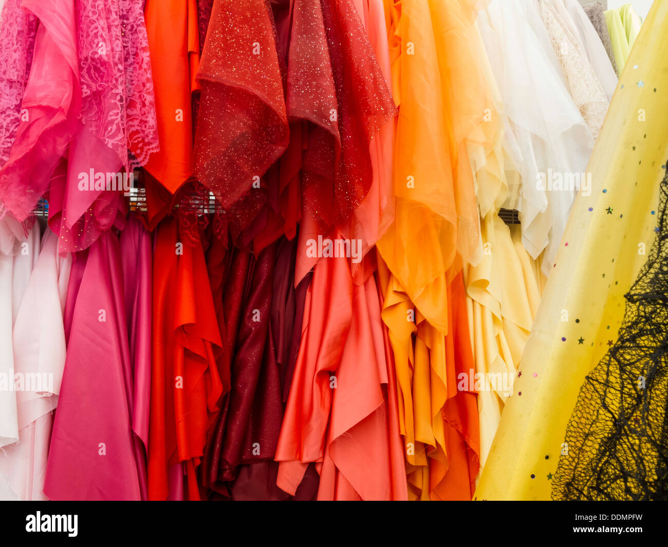 Bolts of fabric hi-res stock photography and images - Alamy