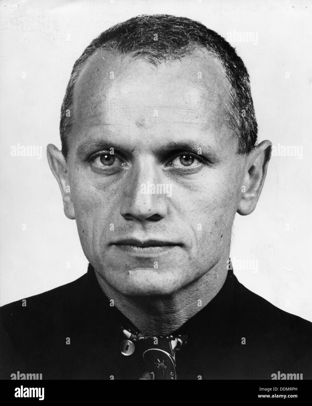 Steve berkoff hi-res stock photography and images - Alamy