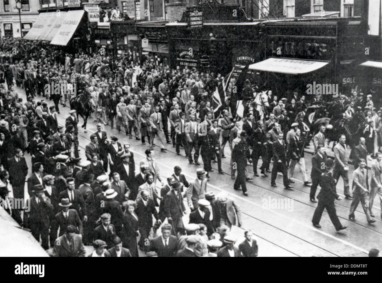 Street March through East London, Sir Oswald Mosley's Union Movement ...