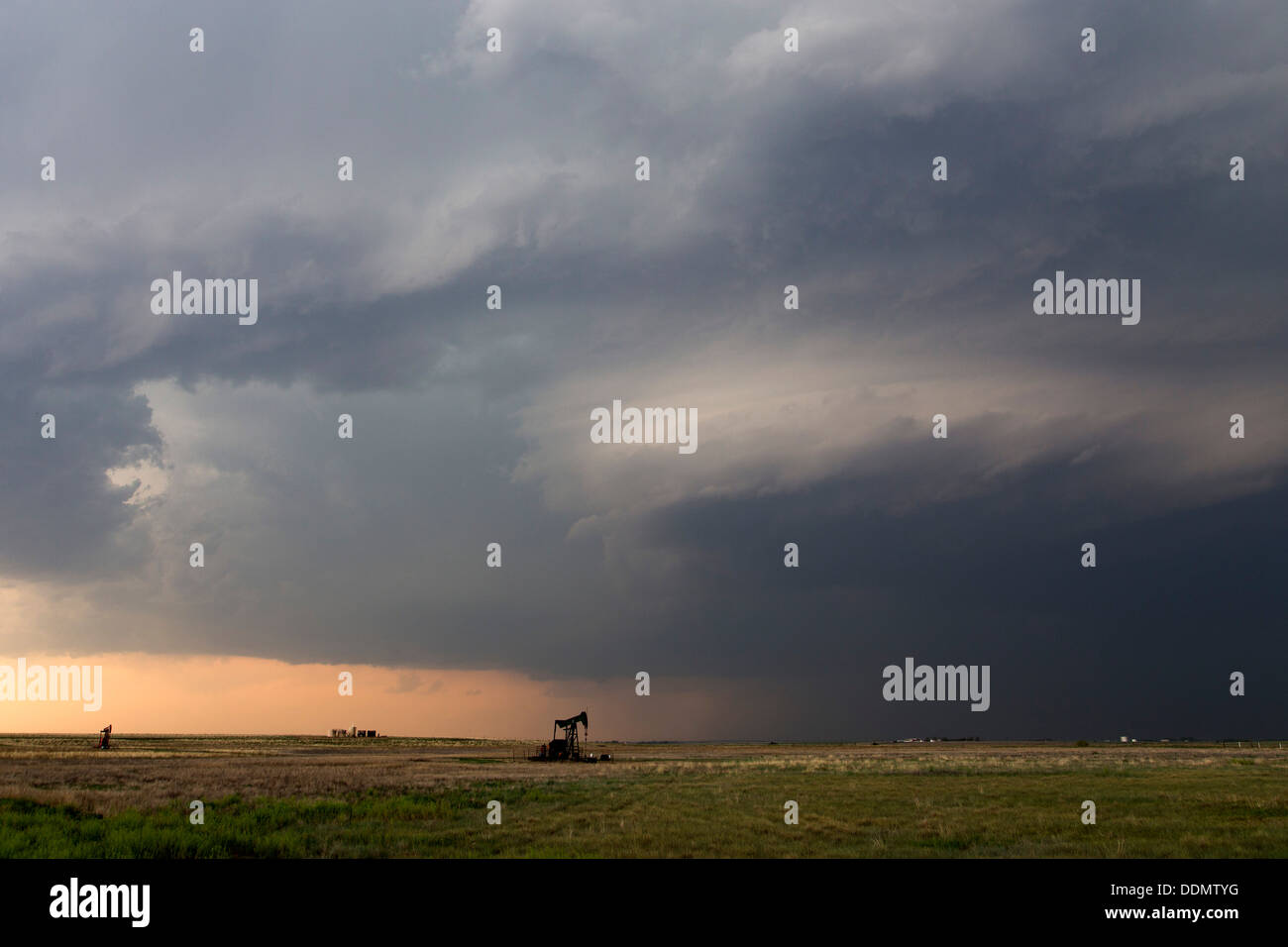 Rotating Supercell Thunderstorm, Ransom Kansas Stock Photo - Alamy