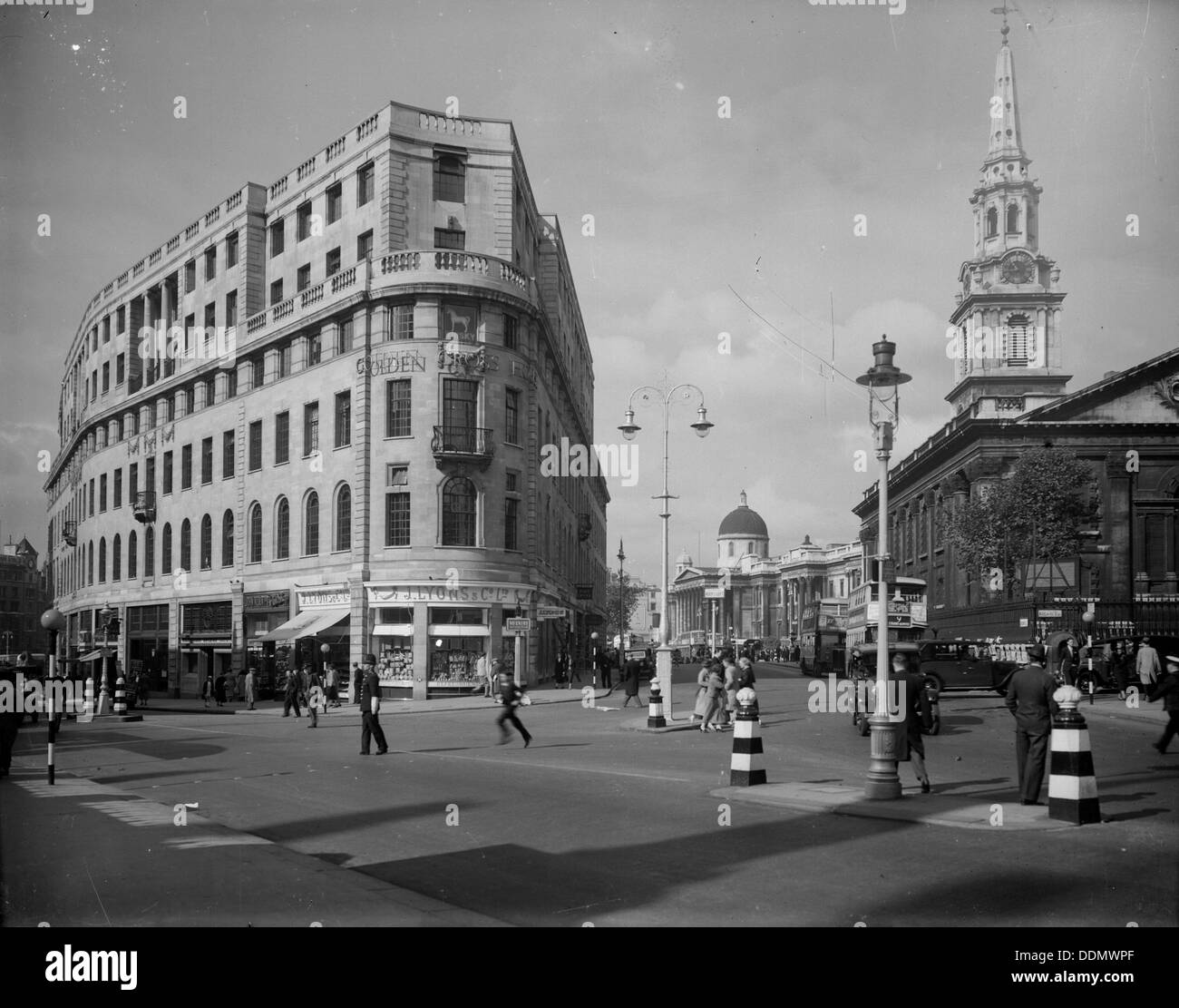 Duncannon street london Black and White Stock Photos & Images - Alamy