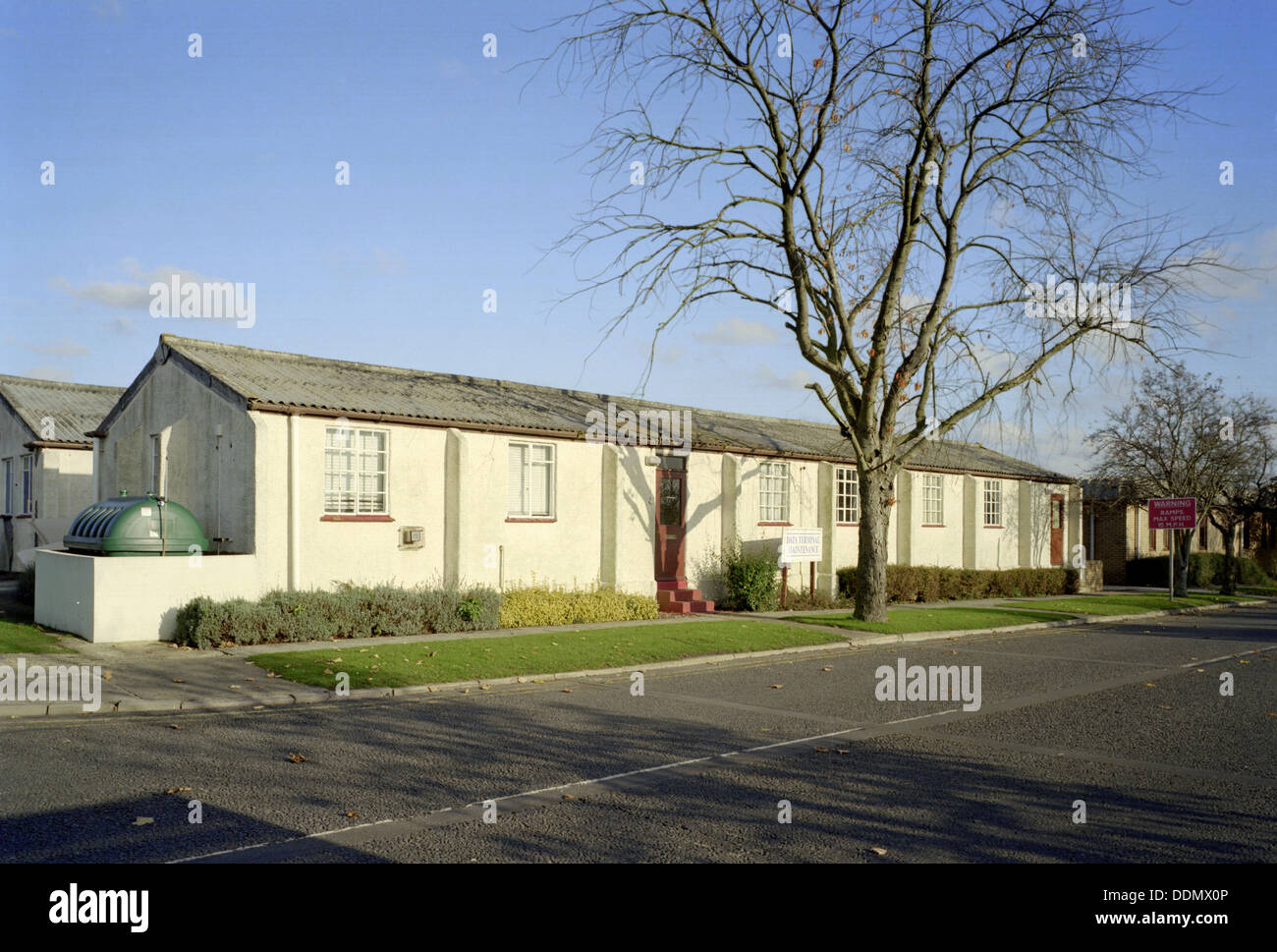 Raf barracks hi-res stock photography and images - Alamy