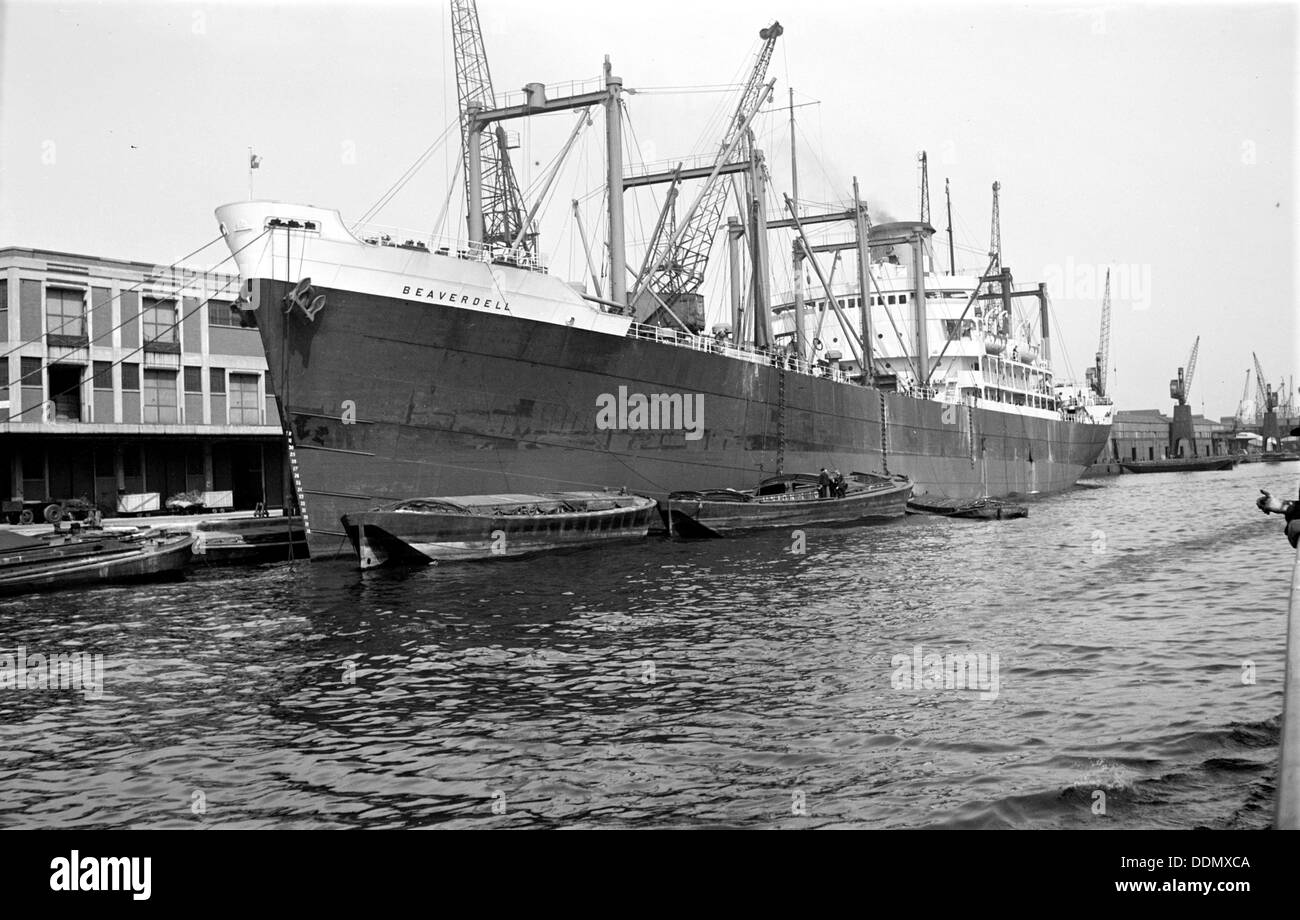 1940s cargo ship hi-res stock photography and images - Alamy