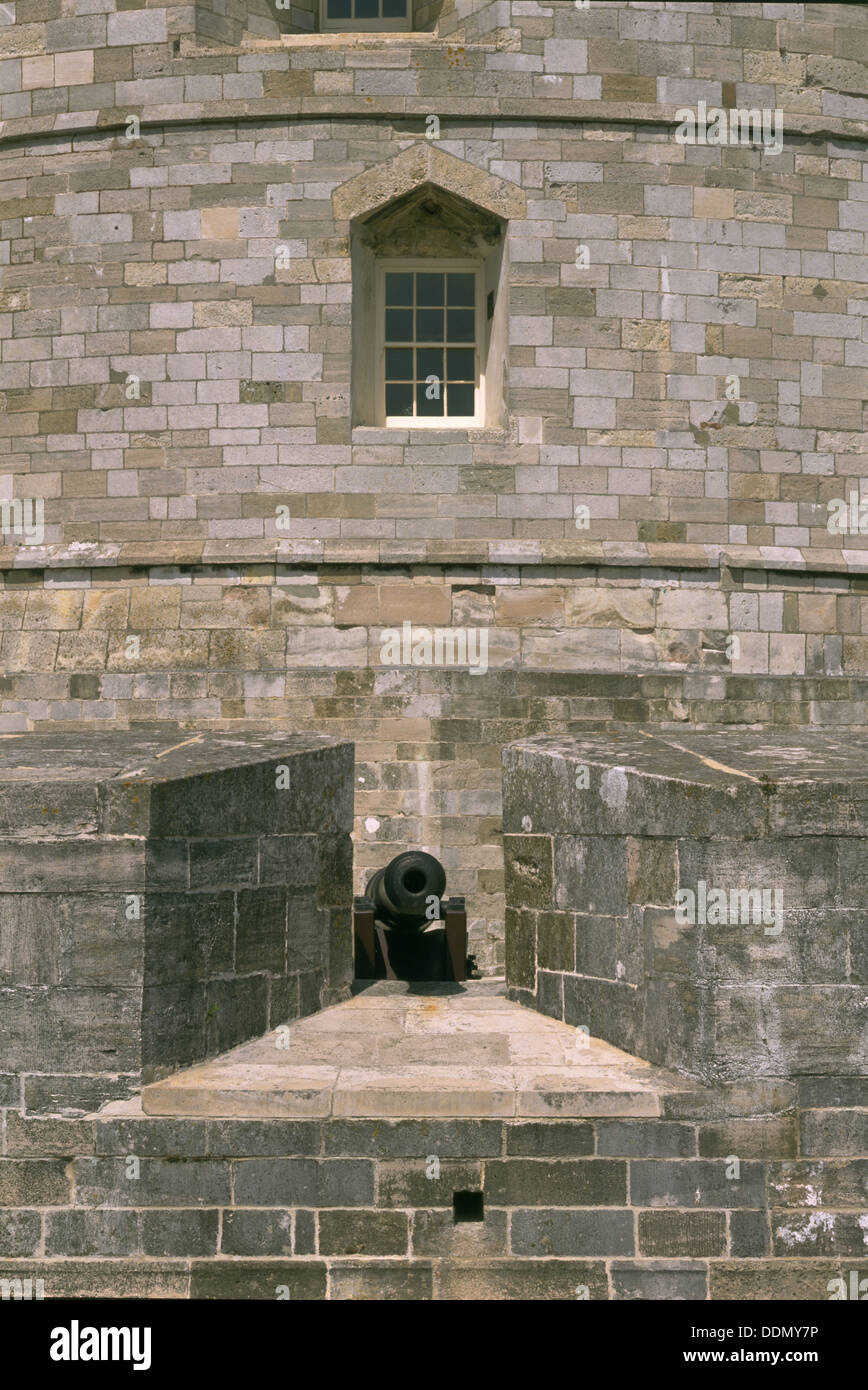 Gun embrasure hi-res stock photography and images - Alamy