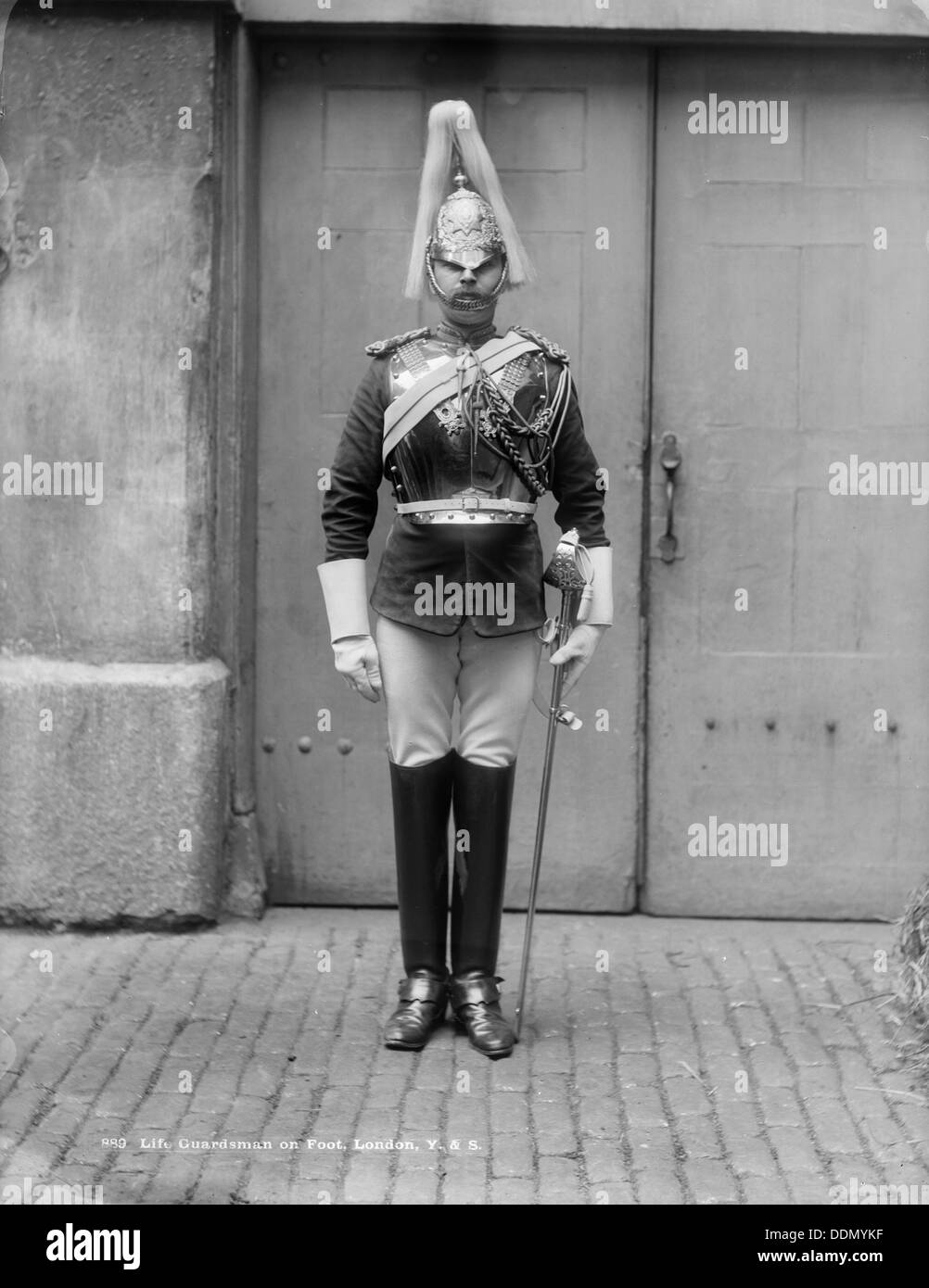 Standing at attention Black and White Stock Photos & Images - Alamy