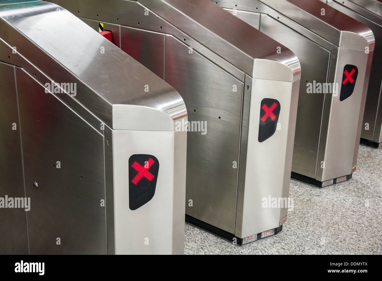 Attention no pass hi-res stock photography and images - Alamy