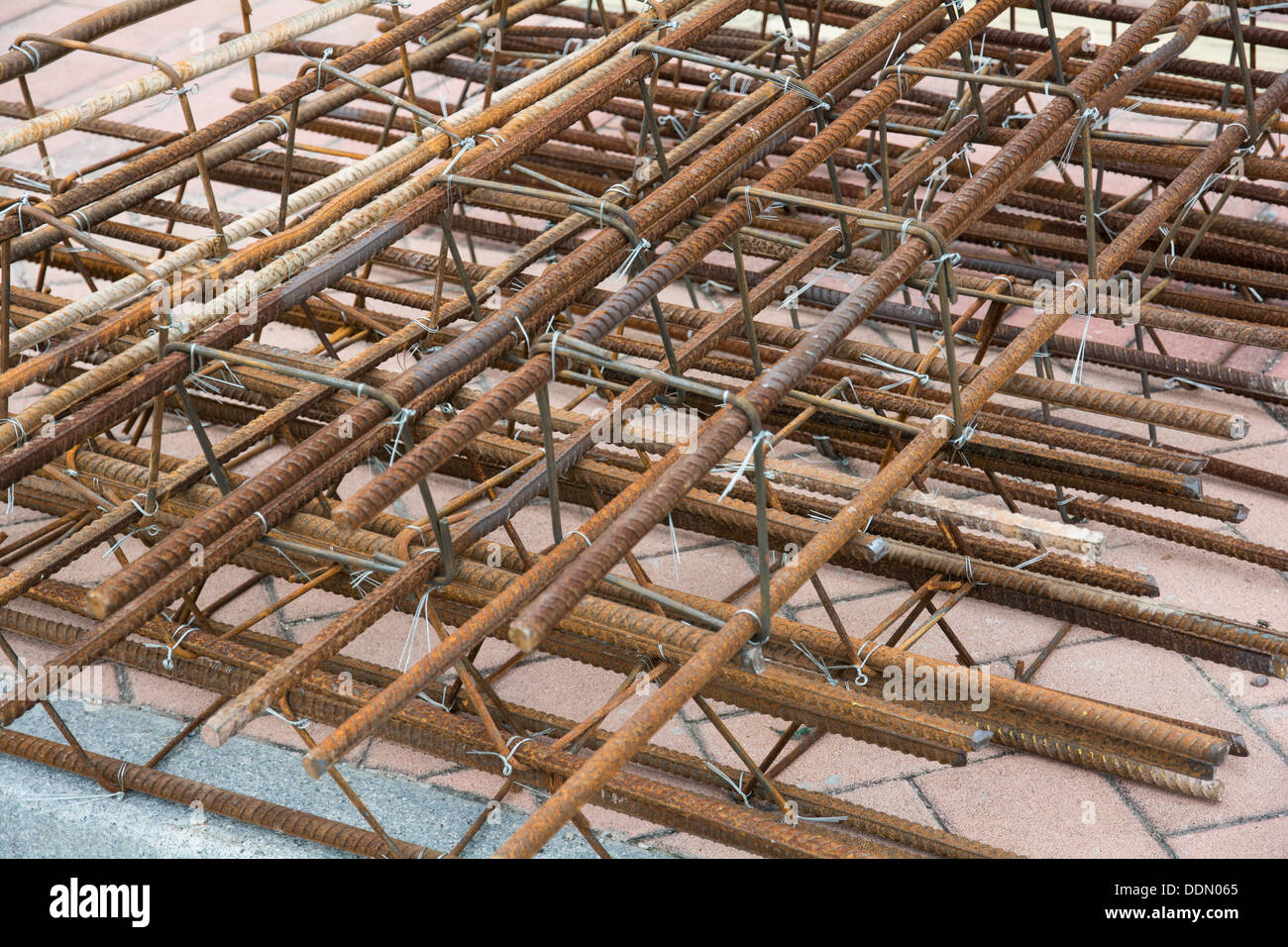 Iron concrete hi-res stock photography and images - Alamy