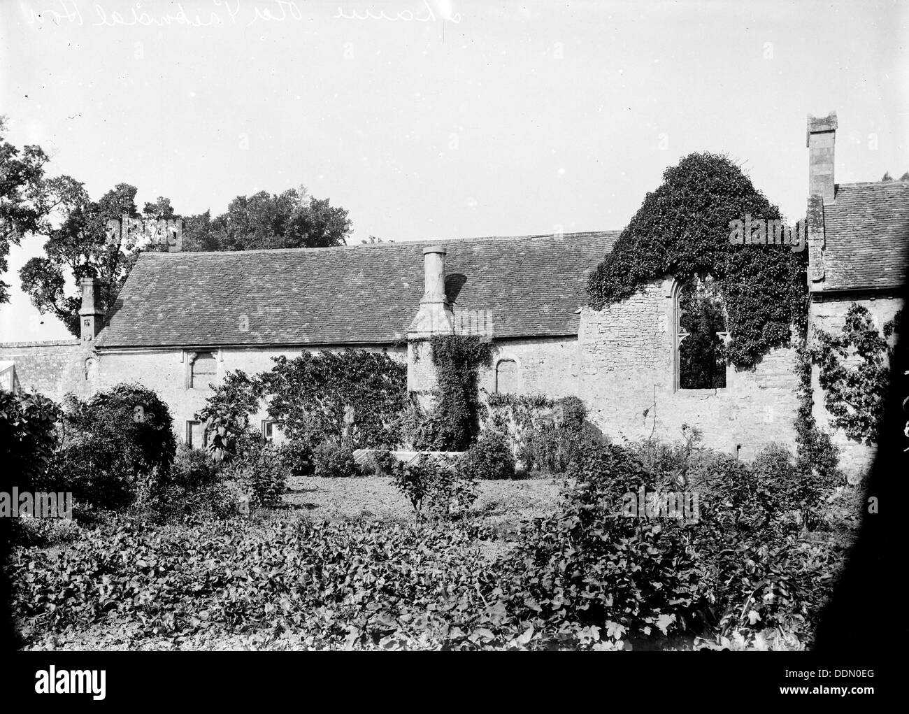 Prebendal manor Black and White Stock Photos & Images - Alamy