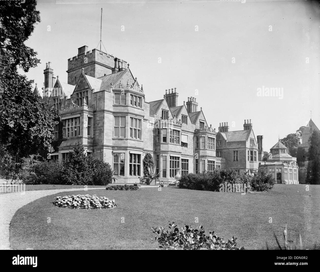 Hatherop castle Black and White Stock Photos & Images - Alamy