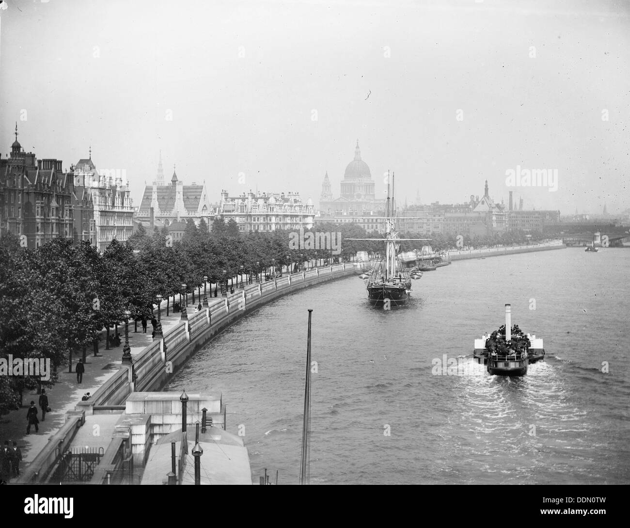 London 1860 hi-res stock photography and images - Alamy