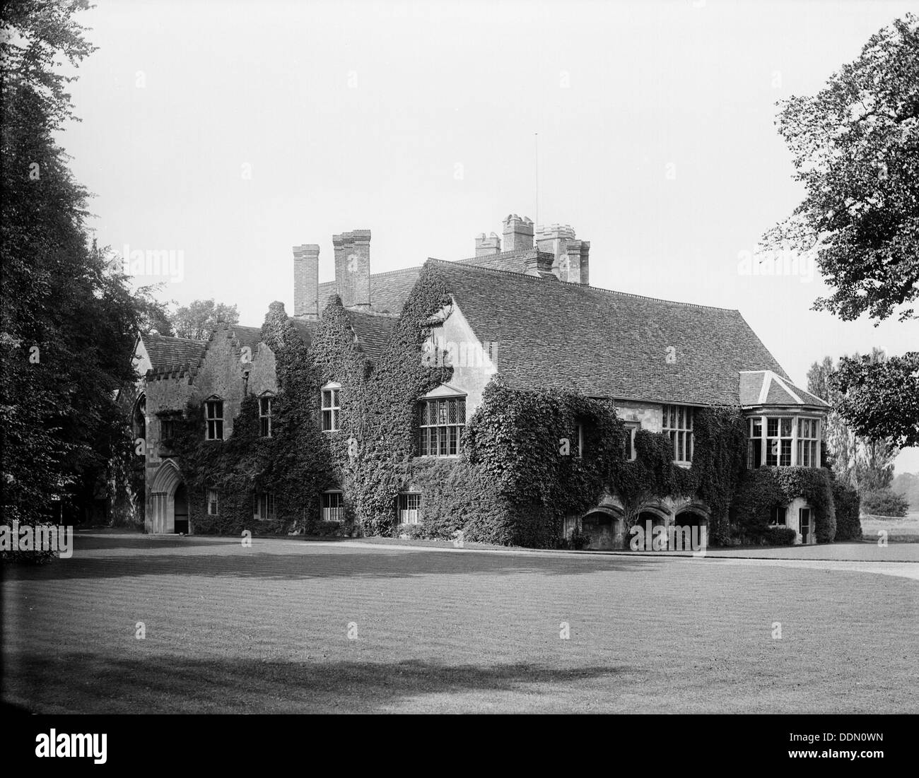 Bisham hi-res stock photography and images - Alamy