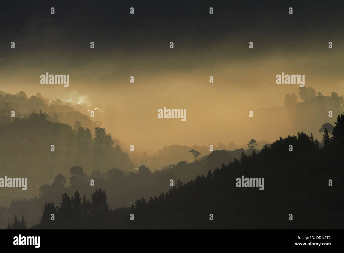 Mist layers hi-res stock photography and images - Alamy