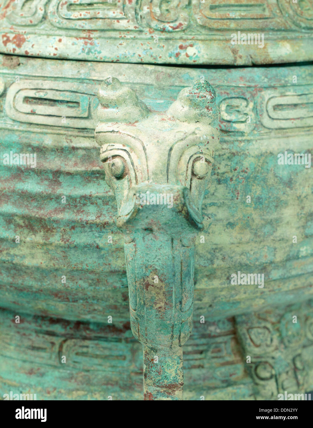 Bronze gui with animal head handles, late Western Zhou dynasty, China ...