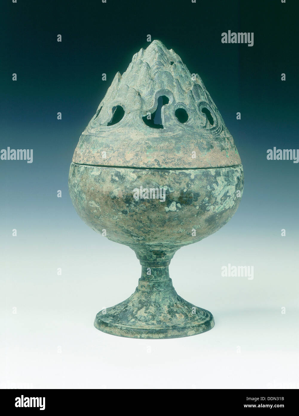Bronze boshanlu censer, Wang-Mang Interregnum, China, 9-25. Artist ...