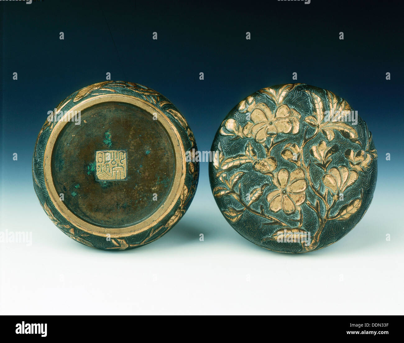 Wanli period ming dynasty hi-res stock photography and images - Alamy