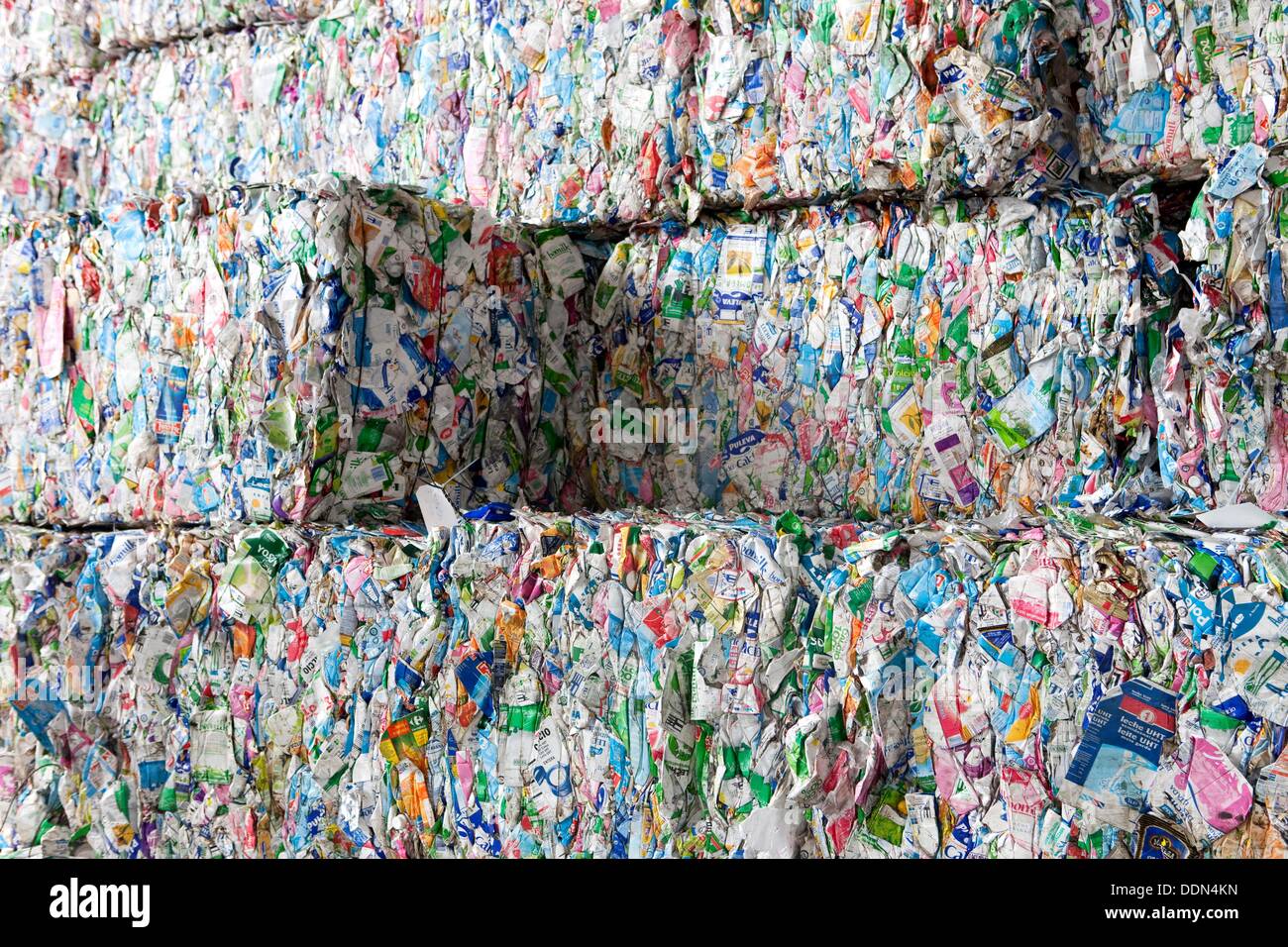 Recyle hi-res stock photography and images - Alamy